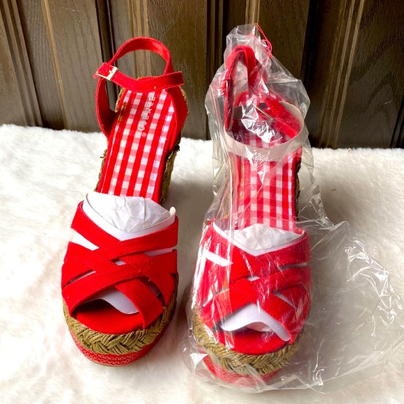 BAMBOO | Shoes | Bamboo Sequins Rim Wedge | Poshmark